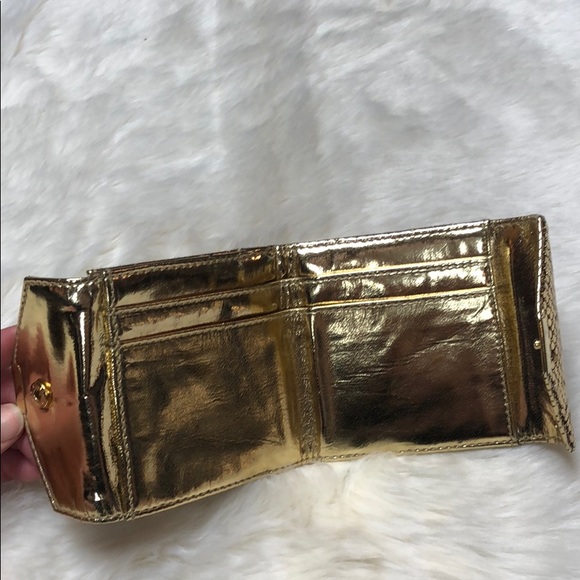 Whiting & Davis | Bags | Vintage Whiting Davis Gold Mesh Evening Wallet ...